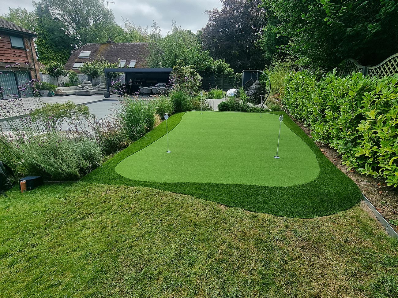 31 Golf Greens & Landscapes - Artificial Golf Putting Greens